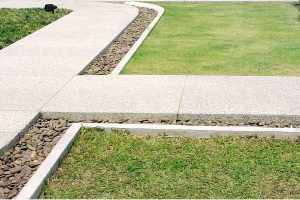Guide To Commercial Extruded Curb Installation | Commercial